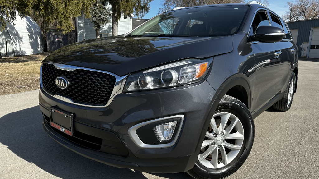 Used Car | Evolution Autos Inc | Whitby | Ontario used car dealer Used ...