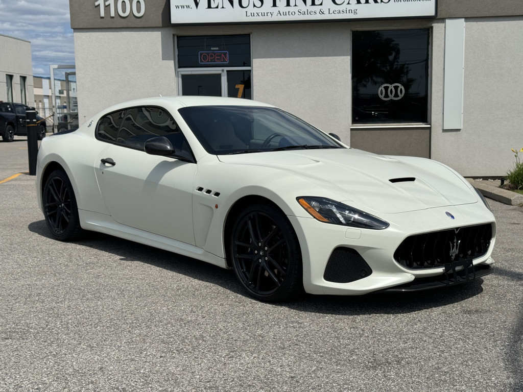 Toronto Luxury Car dealership, new and preowned luxury and sport cars ...